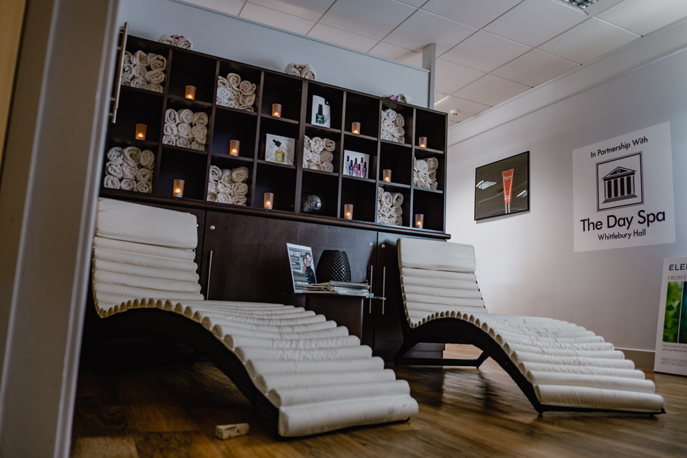 1481_mkc_rep_03_05_18web - Graduate Salon in Milton Keynes